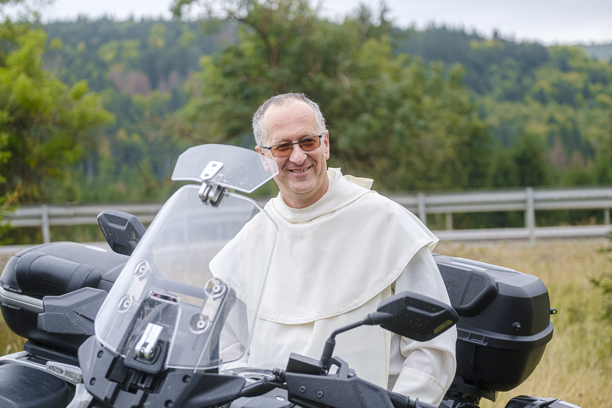 Bátor Botond: a motorozásban is ott legyen az Isten • Hargita Népe